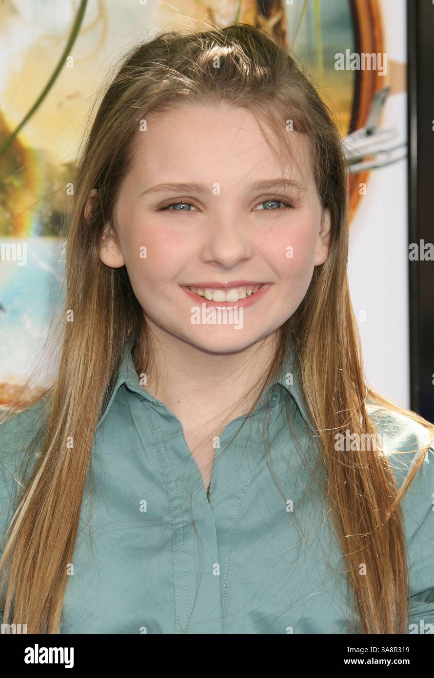 March 30, 2008 - Hollywood, CA, U.S. - 30 March 2008 - Hollywood, California - Abigail Breslin ...