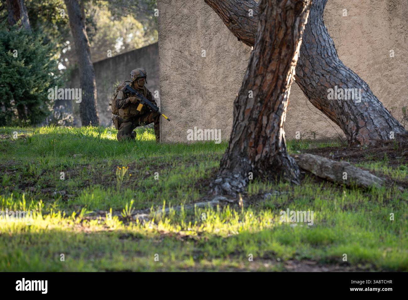 The 21st regiment d'infanterie de marine (21 RIMa) seen in action ...