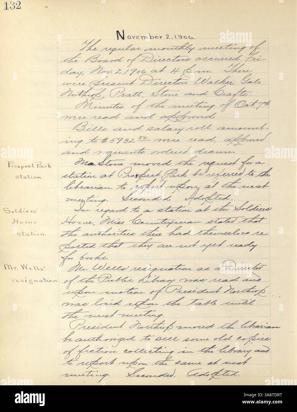 Documenting resource allocation hi-res stock photography and images - Alamy