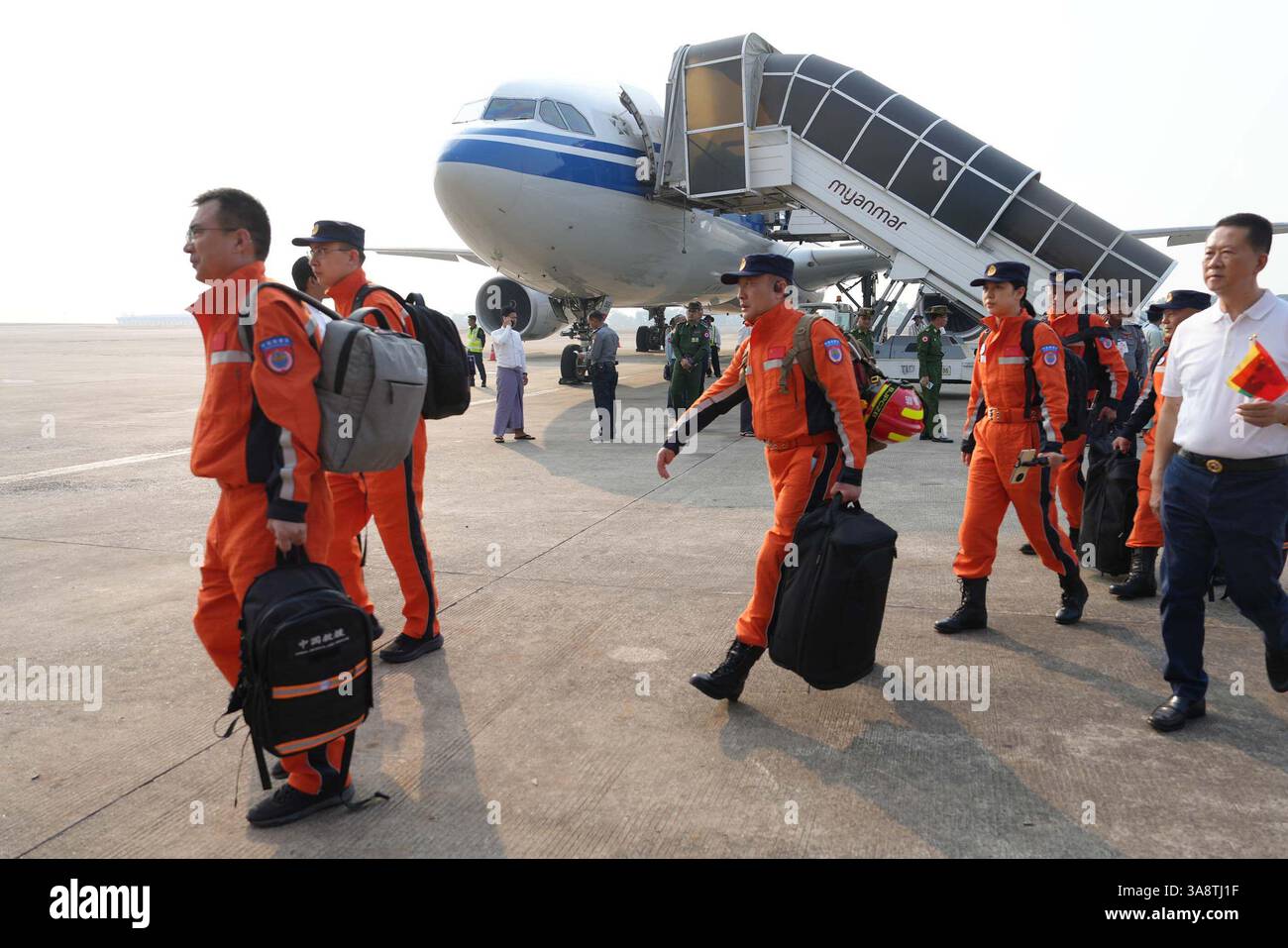 Yangon, Myanmar. 29th Mar, 2025. A Chinese rescue team arrives at ...