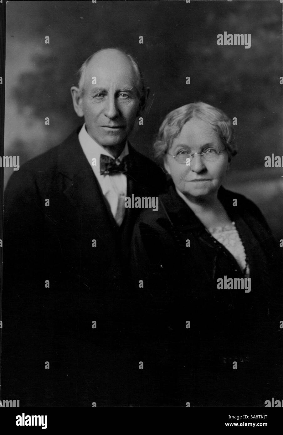 Mr. and Mrs. Frank Murch will celebrate their golden wedding ...