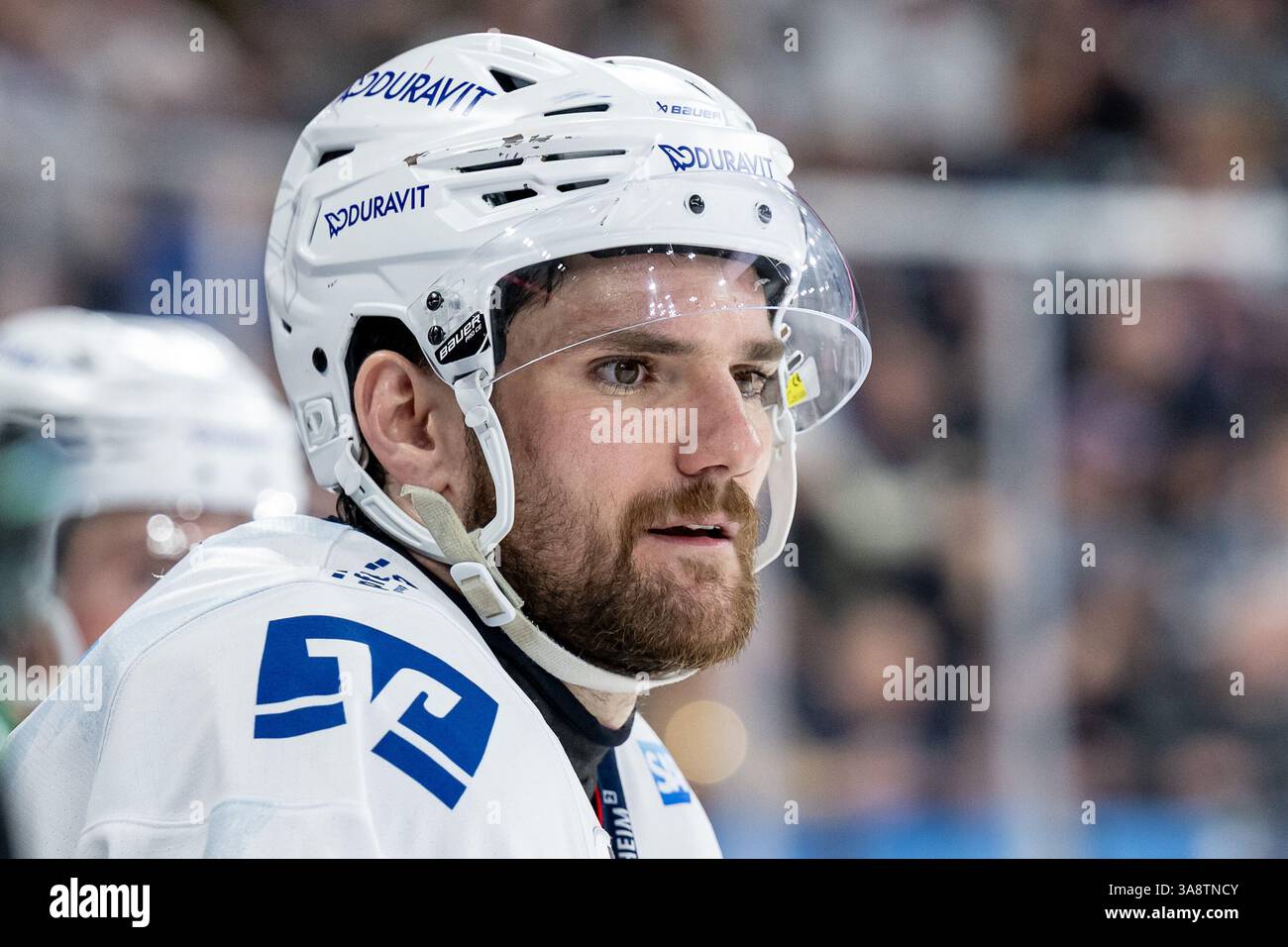 Muenchen, Deutschland. 28th Mar, 2025. Kris Bennett (Adler Mannheim ...