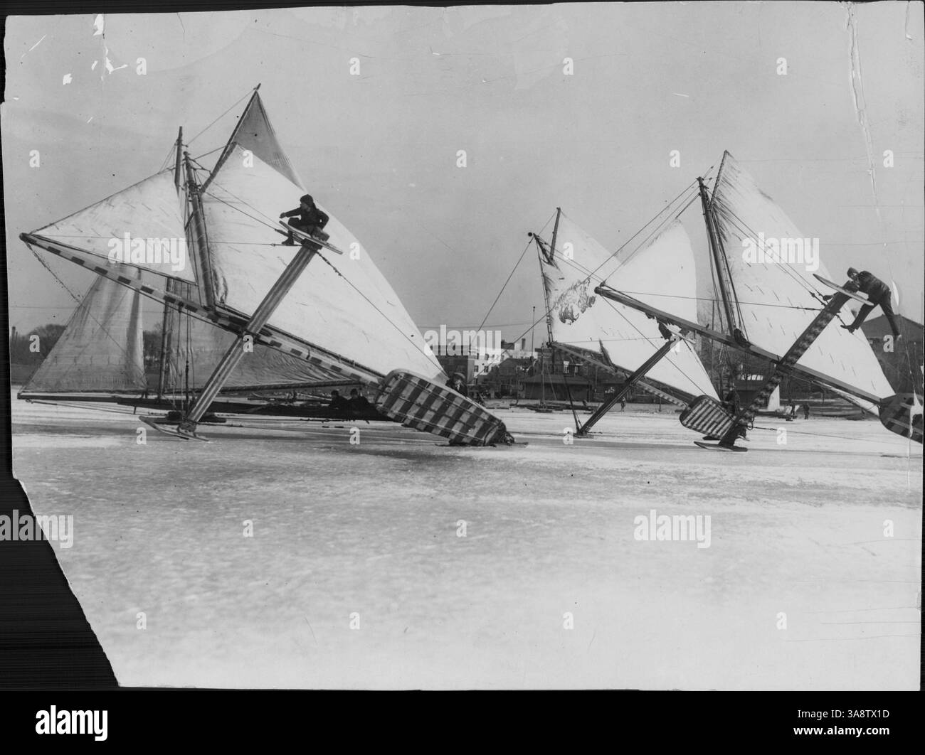 Municipal ice yacht club hi-res stock photography and images - Alamy