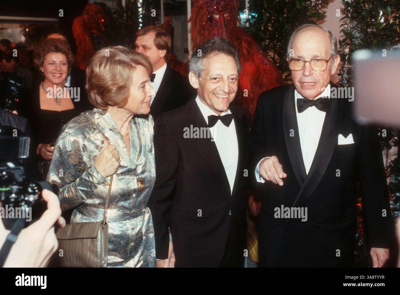 Hans Rosenthal Mitte mit Ehefrau Traudl und Curth Flatow 12/86 rag TV ...