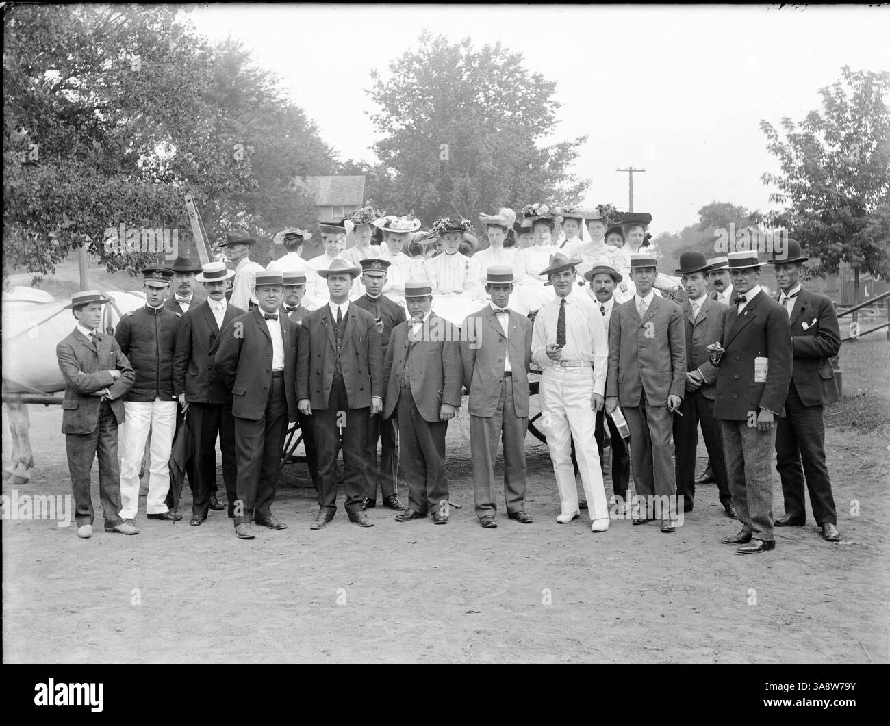 This photo depicts officers of the 13th minnesota infantry regim hi-res ...