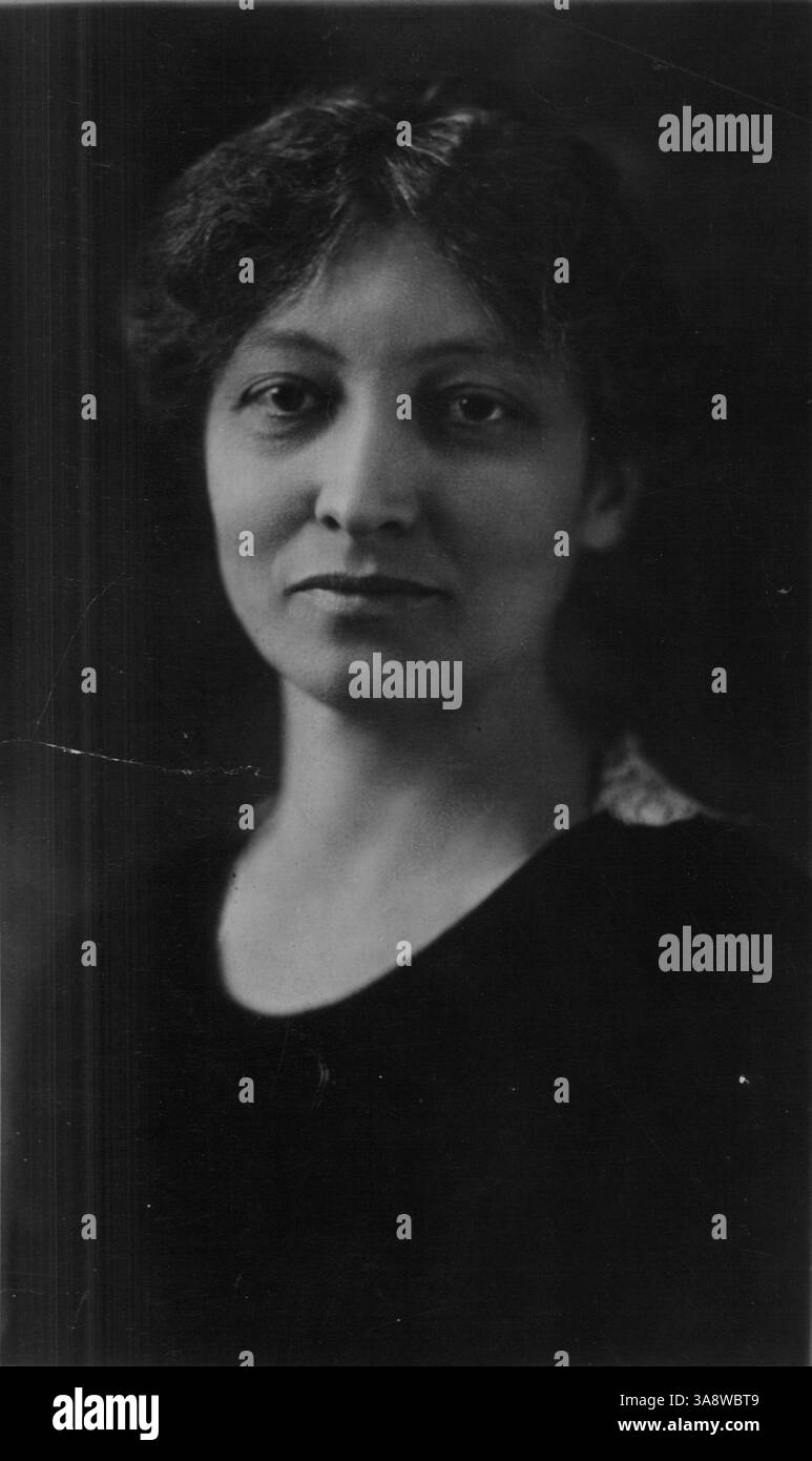 Miss susan holmes hi-res stock photography and images - Alamy