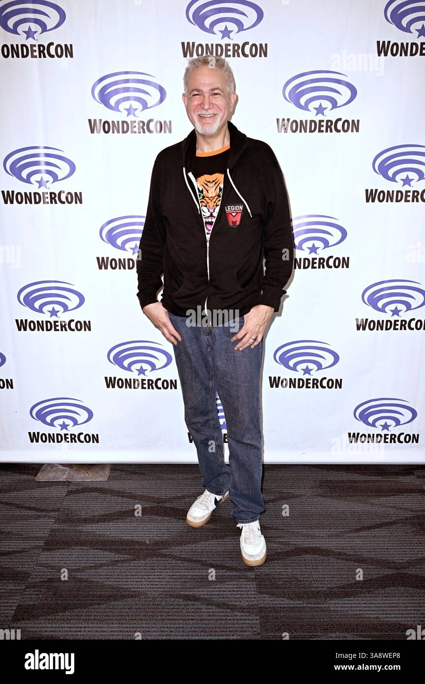 David Baxter beim Photocall zu 'Legion M: It’s All Happening II' auf ...