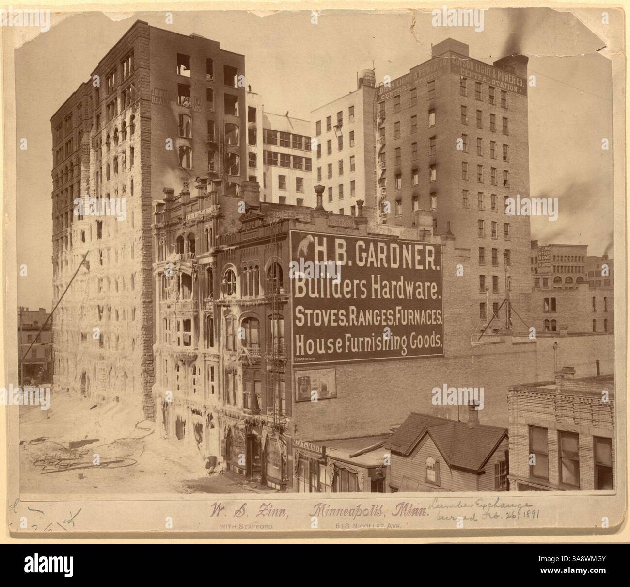 Covered in ice from fire hoses hi-res stock photography and images - Alamy