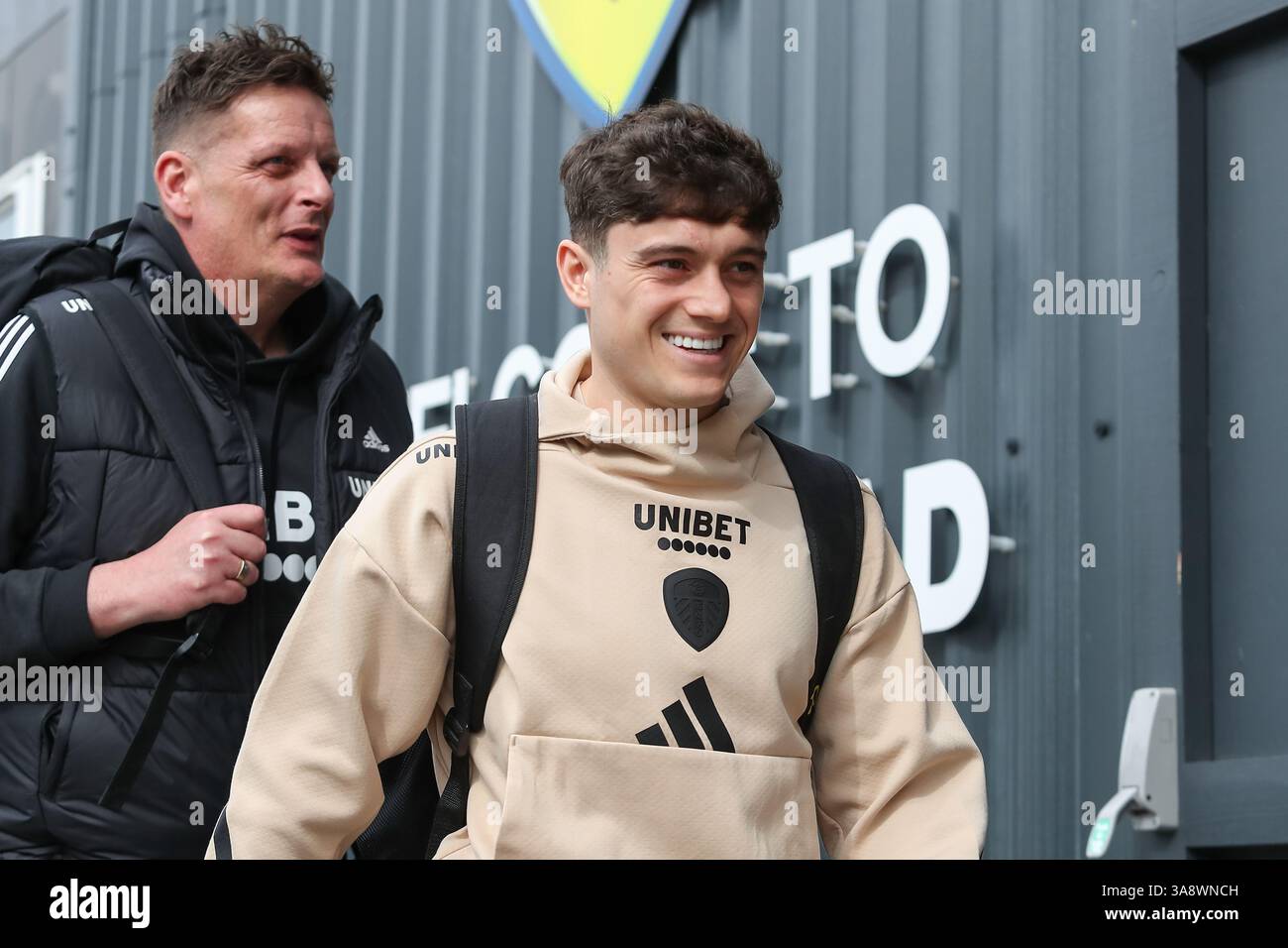 Daniel James of Leeds United arrives during the Leeds United FC v ...