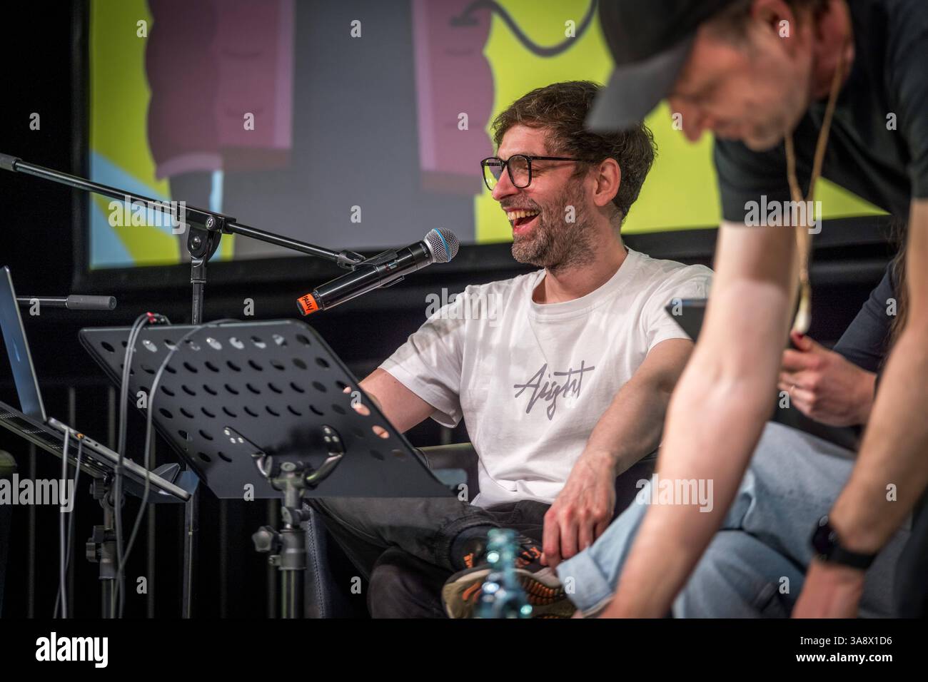 Die deutsche Kinder Rap, Hip-Hop Band Deine Freunde : Produzent, DJ ...