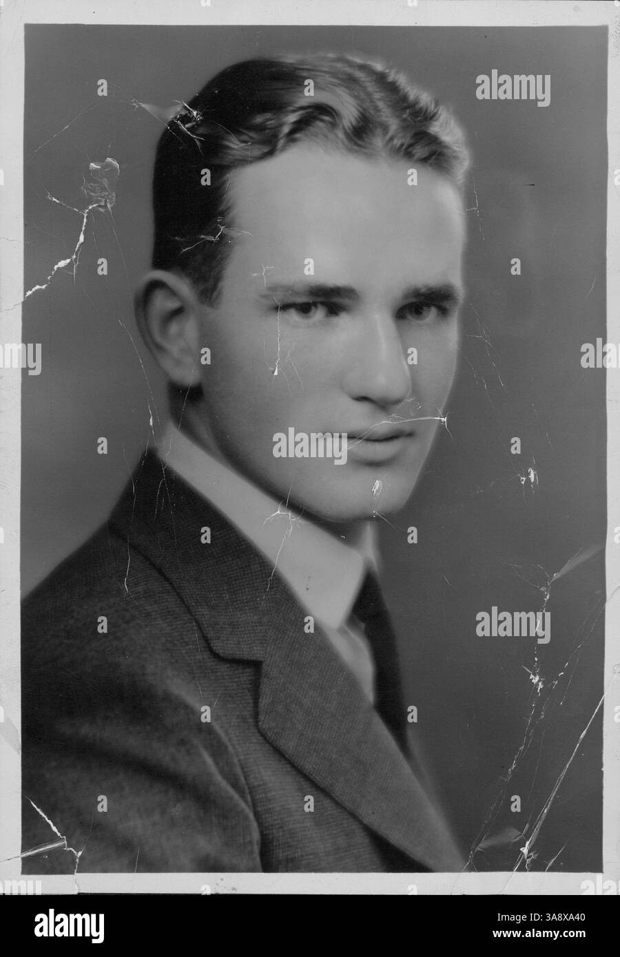 University campus in minnesota Black and White Stock Photos & Images ...