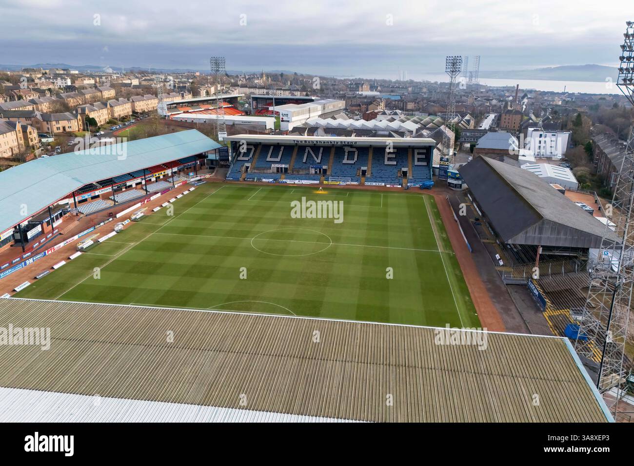 Dens Park, Dundee, UK. 29th Mar, 2025. Scottish Premiership Football ...