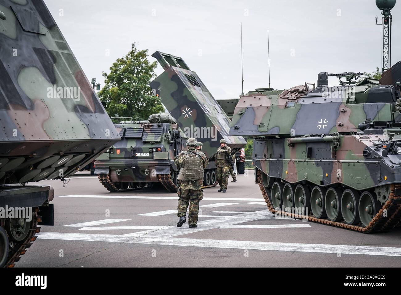 Deutschland, Europa, Bundeswehr, MARS II, Panzerhaubitze 2000 ...