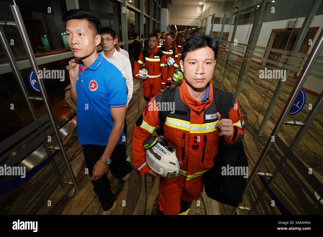 Yangon, Myanmar. 29th Mar, 2025. Members of a rescue team from China's ...