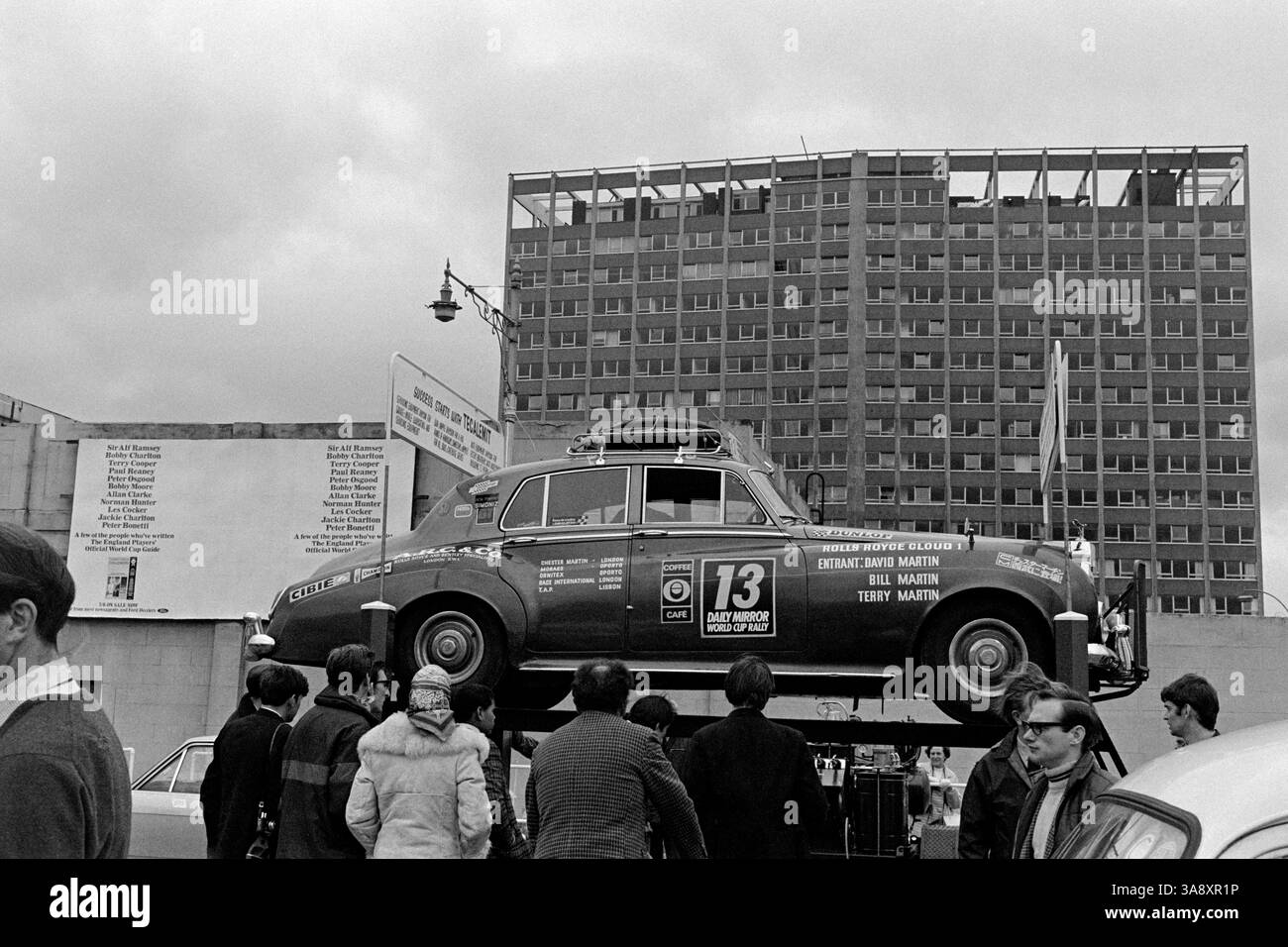 Daily Mirror London-Mexico World Cup Rally 1970 Stock Photo - Alamy