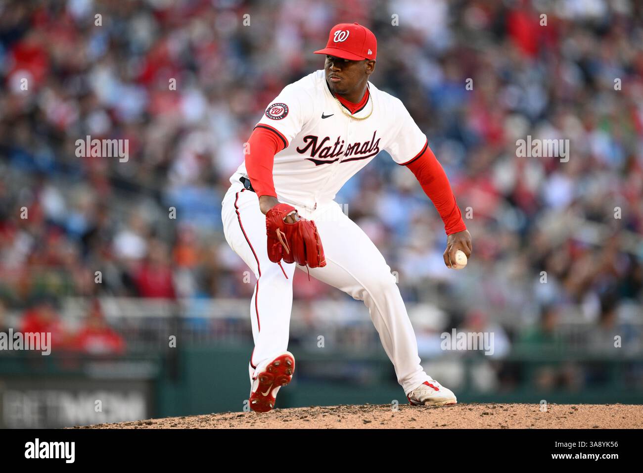 Washington Nationals relief pitcher Jose Ferrer (47) in action during ...