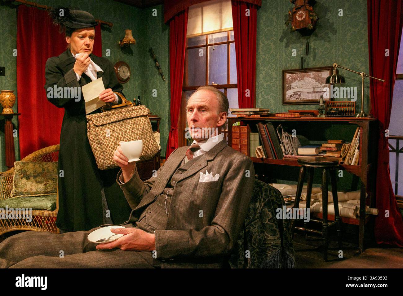 Christopher godwin hi-res stock photography and images - Alamy