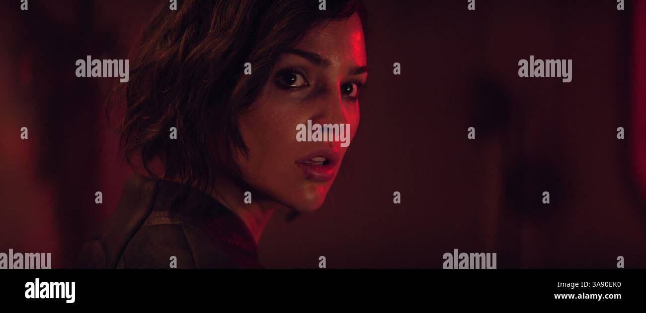 Ash Eiza Gonzalez Stock Photo - Alamy