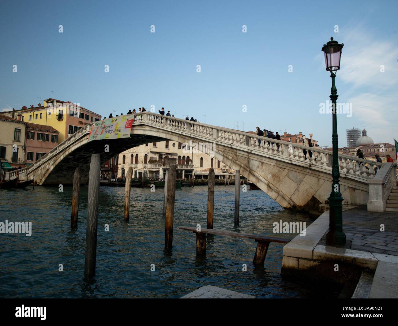 Venetian Architecture: Bridge over Waterway Stock Photo - Alamy