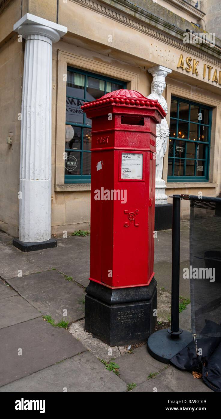 A Victorian Penfold pillar box in the town of Cheltenham, UK Stock ...