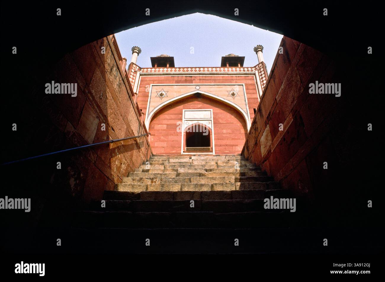 Humayun's Tomb interior - built 1570 - India's first great Mughal ...