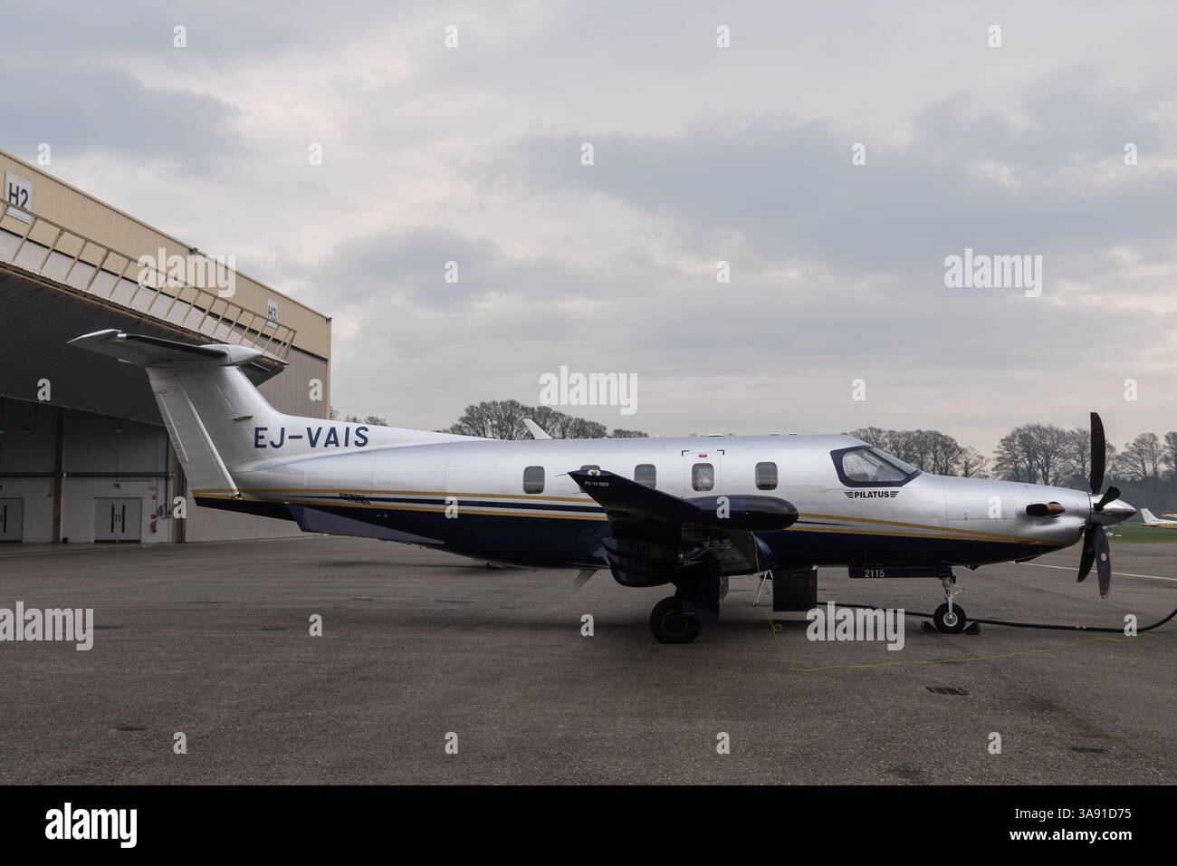 EJ-VAIS Pilatus PC-12/47E Weston Airport Dublin 21/03/2025 Stock Photo ...