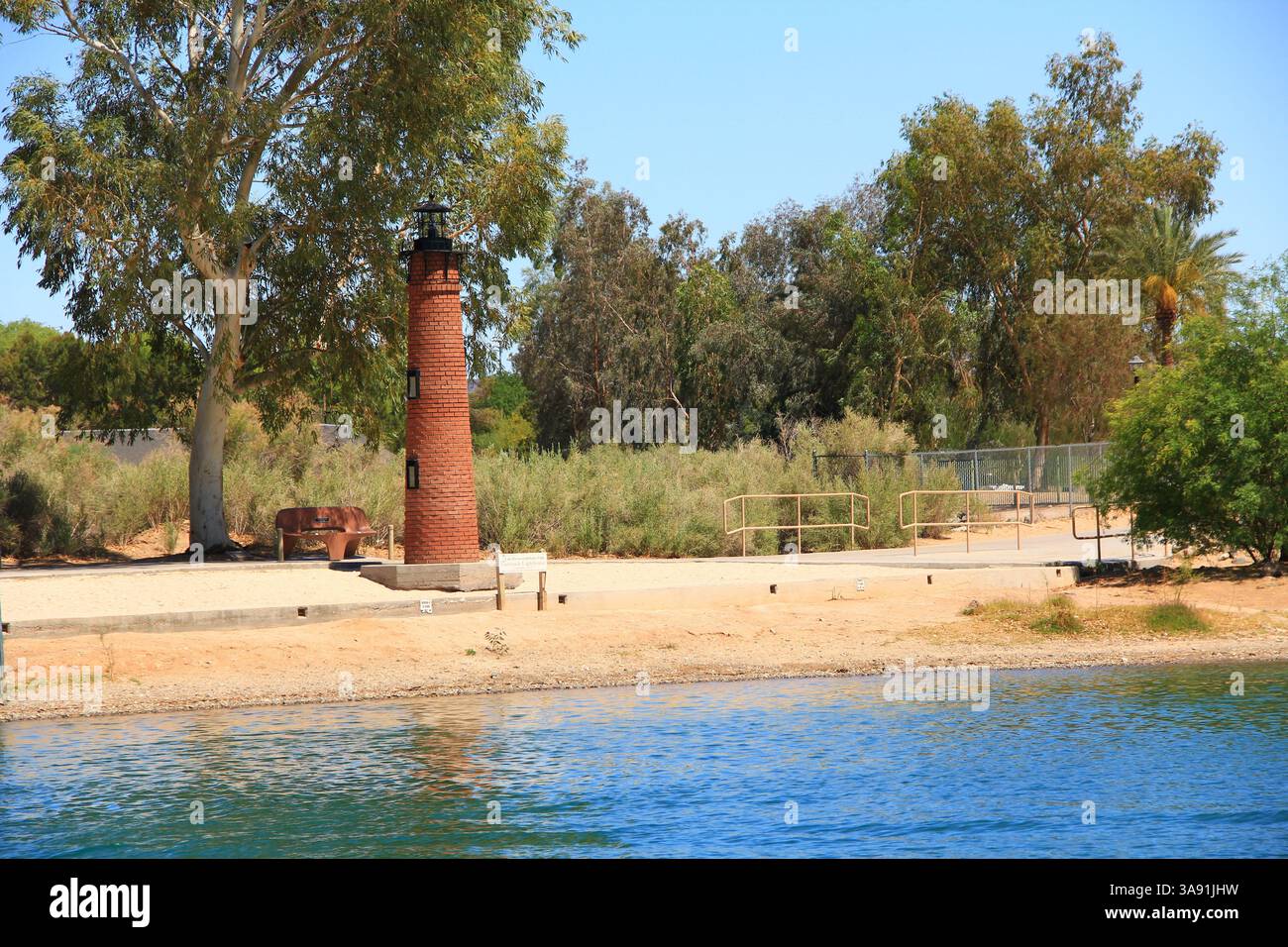 Replica of the Currituck Beach lighthouse in Lake Havasu City, Arizona ...