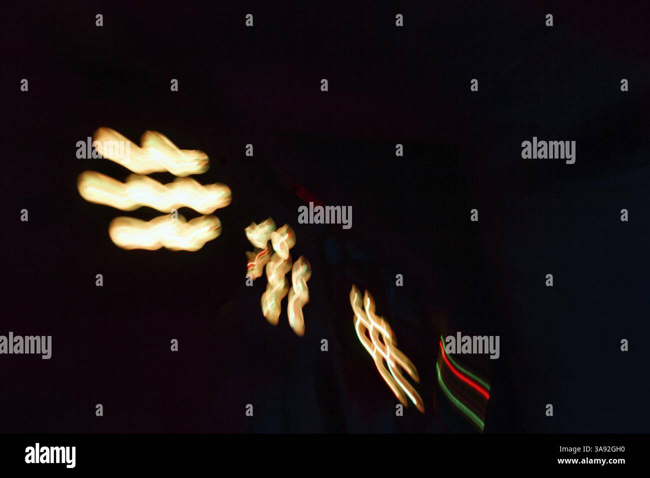 Traces show stage hi-res stock photography and images - Alamy