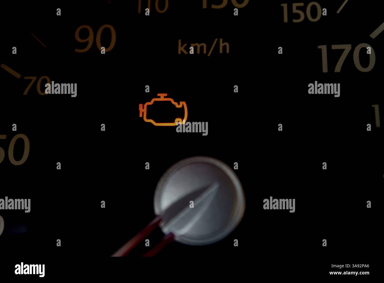 Dashboard warning symbols hi-res stock photography and images - Alamy