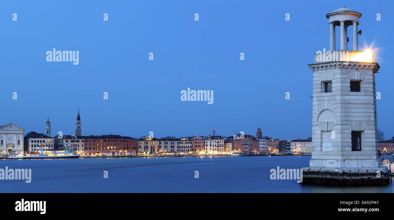 Lighthouse, Isola di San Giorgio Maggiore, blue hour, panoramic view ...