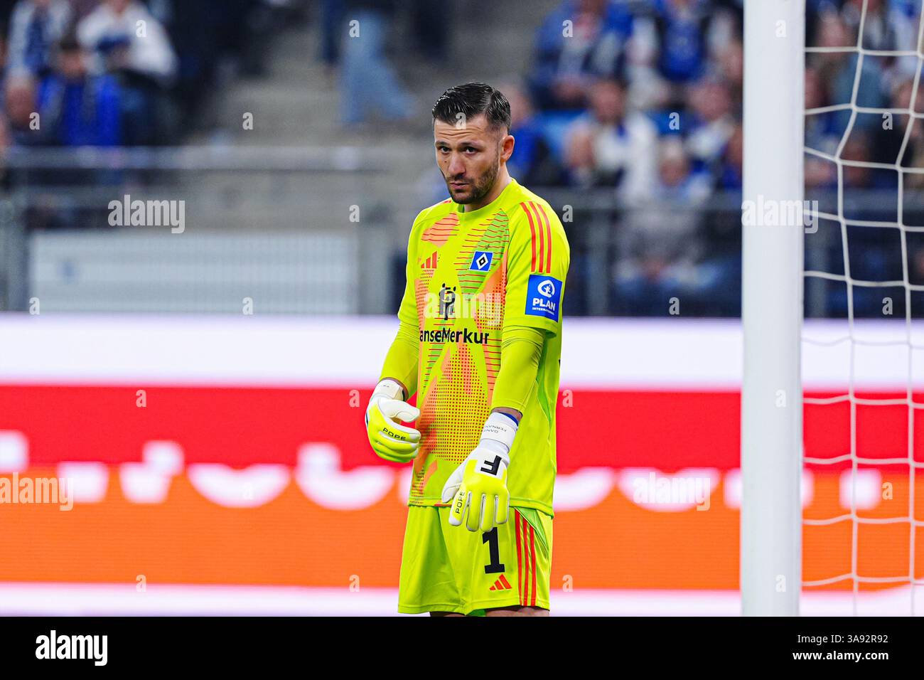 Hamburg, Deutschland. 28th Mar, 2025. Daniel Heuer Fernandes (Hamburger ...