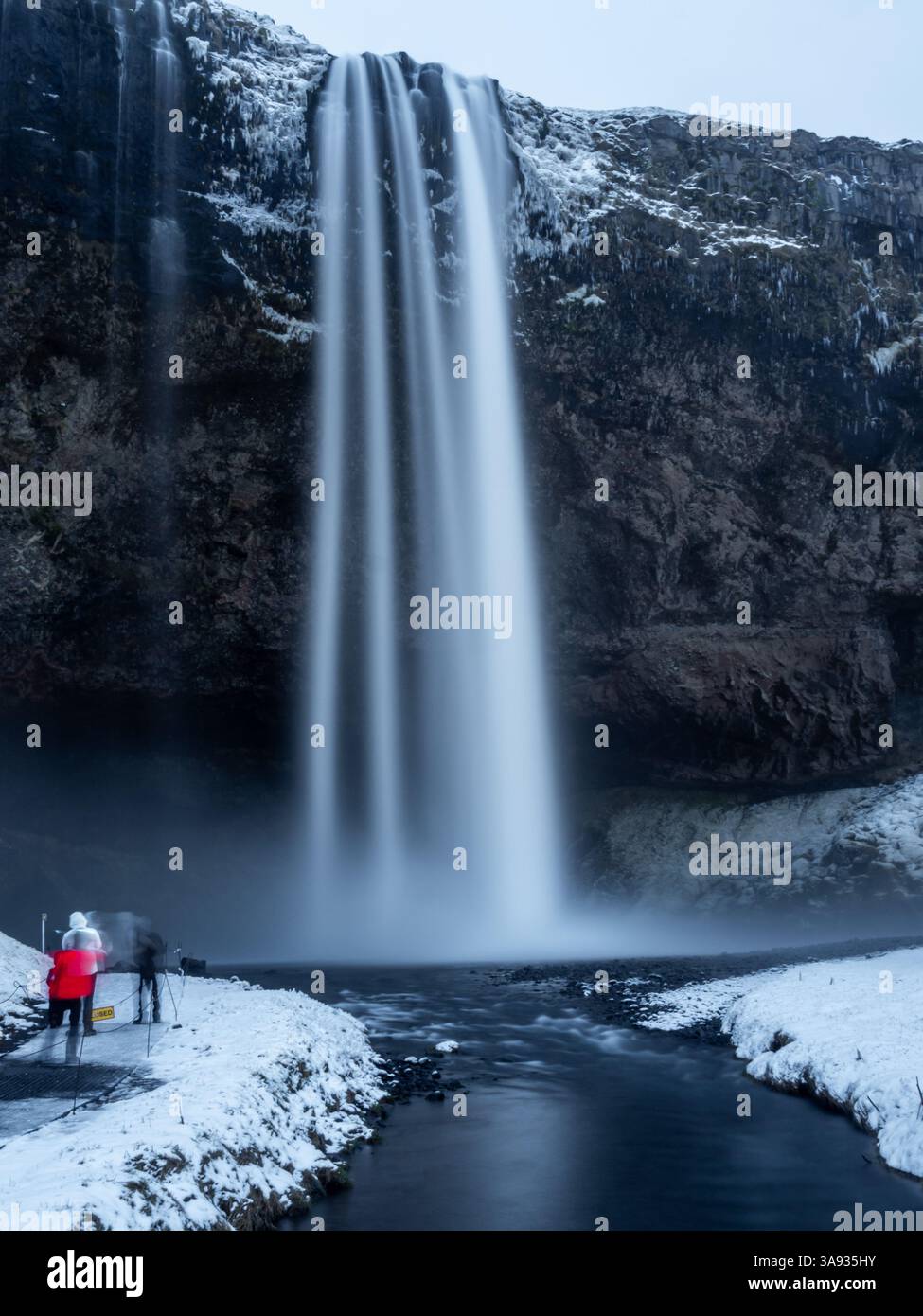 Long exposure captures falling hi-res stock photography and images - Alamy