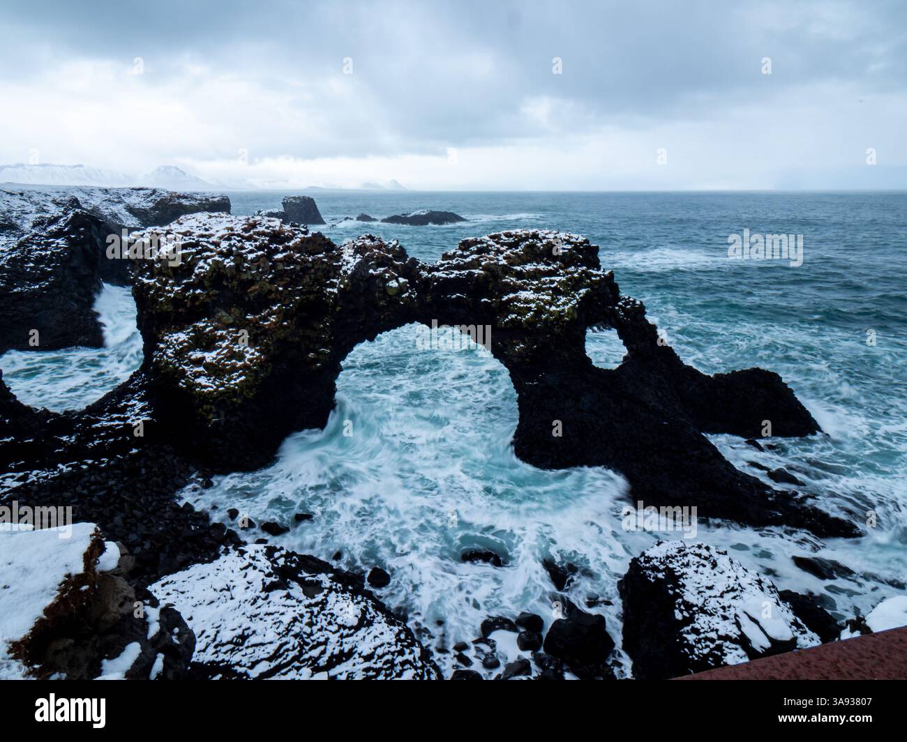 Gatklettur arnarstapi in iceland hi-res stock photography and images ...