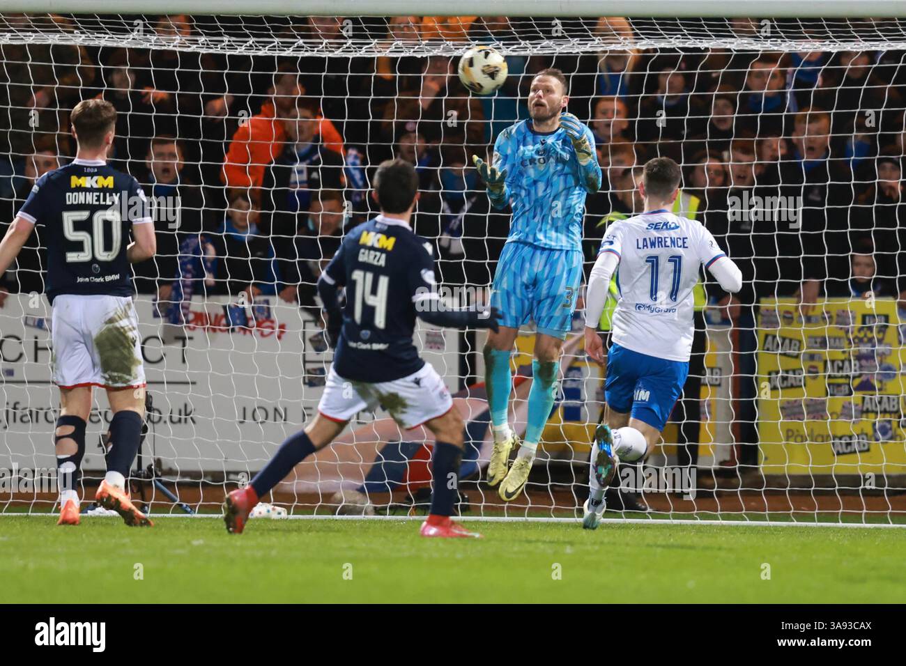 Dens Park, Dundee, UK. 29th Mar, 2025. Scottish Premiership Football ...