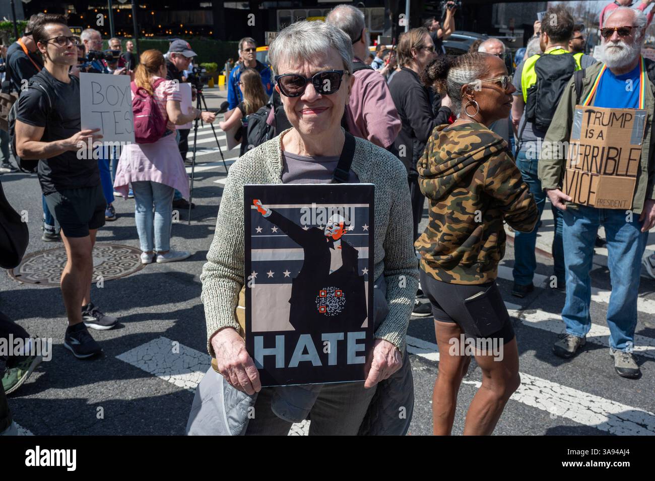 New York, United States. 29th Mar, 2025. NEW YORK, NEW YORK - MARCH 29 ...