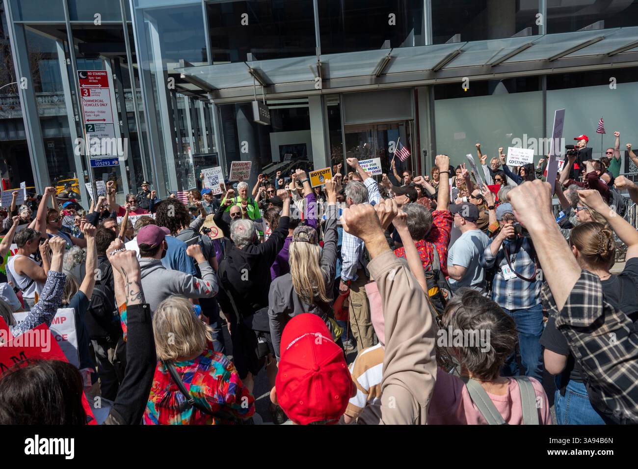 New York, United States. 29th Mar, 2025. NEW YORK, NEW YORK - MARCH 29 ...