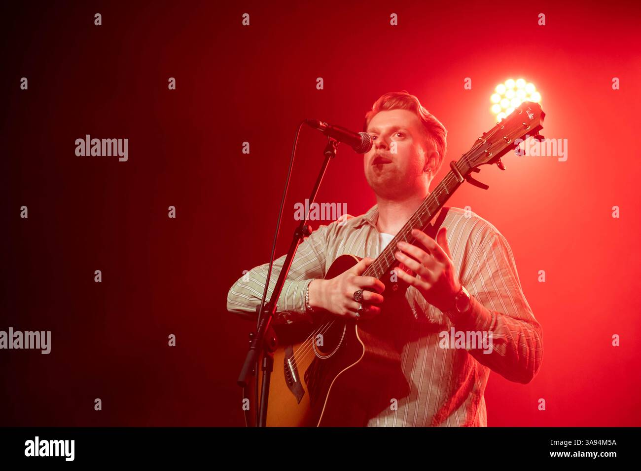 Matthew Nolan performing at Barrowland, Glasgow, 27th March 2025 Stock ...
