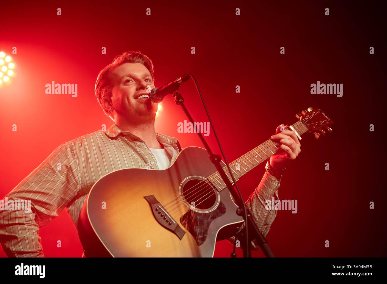 Matthew Nolan performing at Barrowland, Glasgow, 27th March 2025 Stock ...
