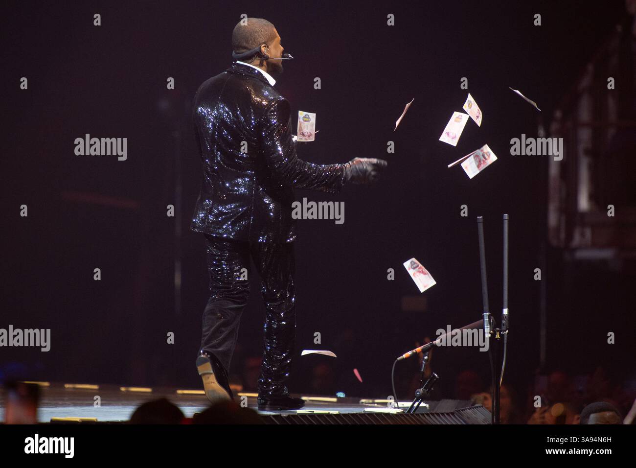 London, UK. 29 Mar 2025. American singer-songwriter Usher (born Usher ...