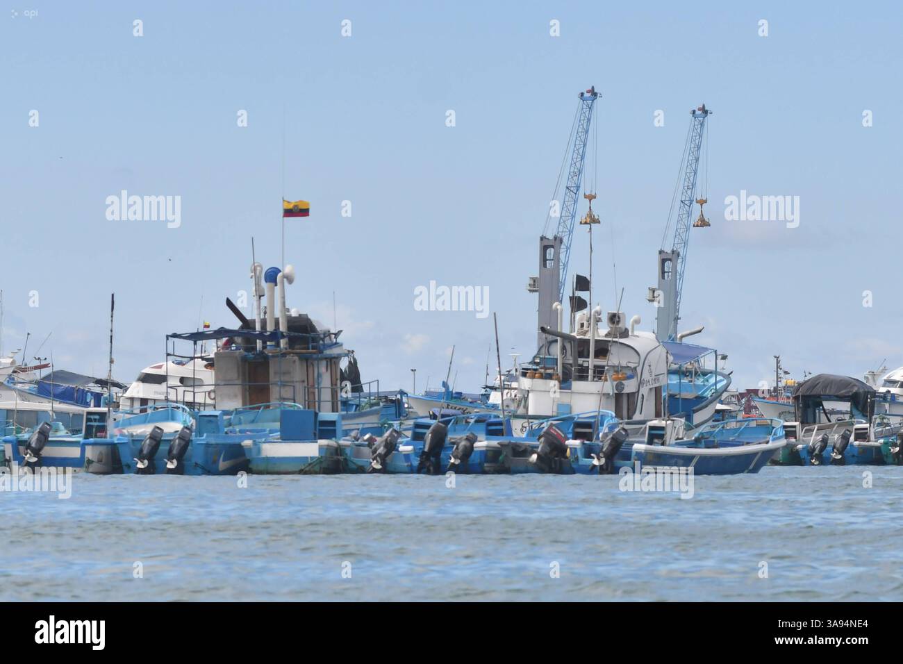 MANTA PUERTO BASE Manta, March 29, 2025 Installations and exteriors of ...