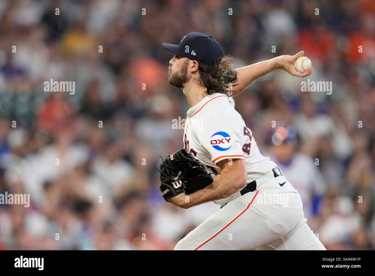 Houston Astros starting pitcher Spencer Arrighetti throws against the ...