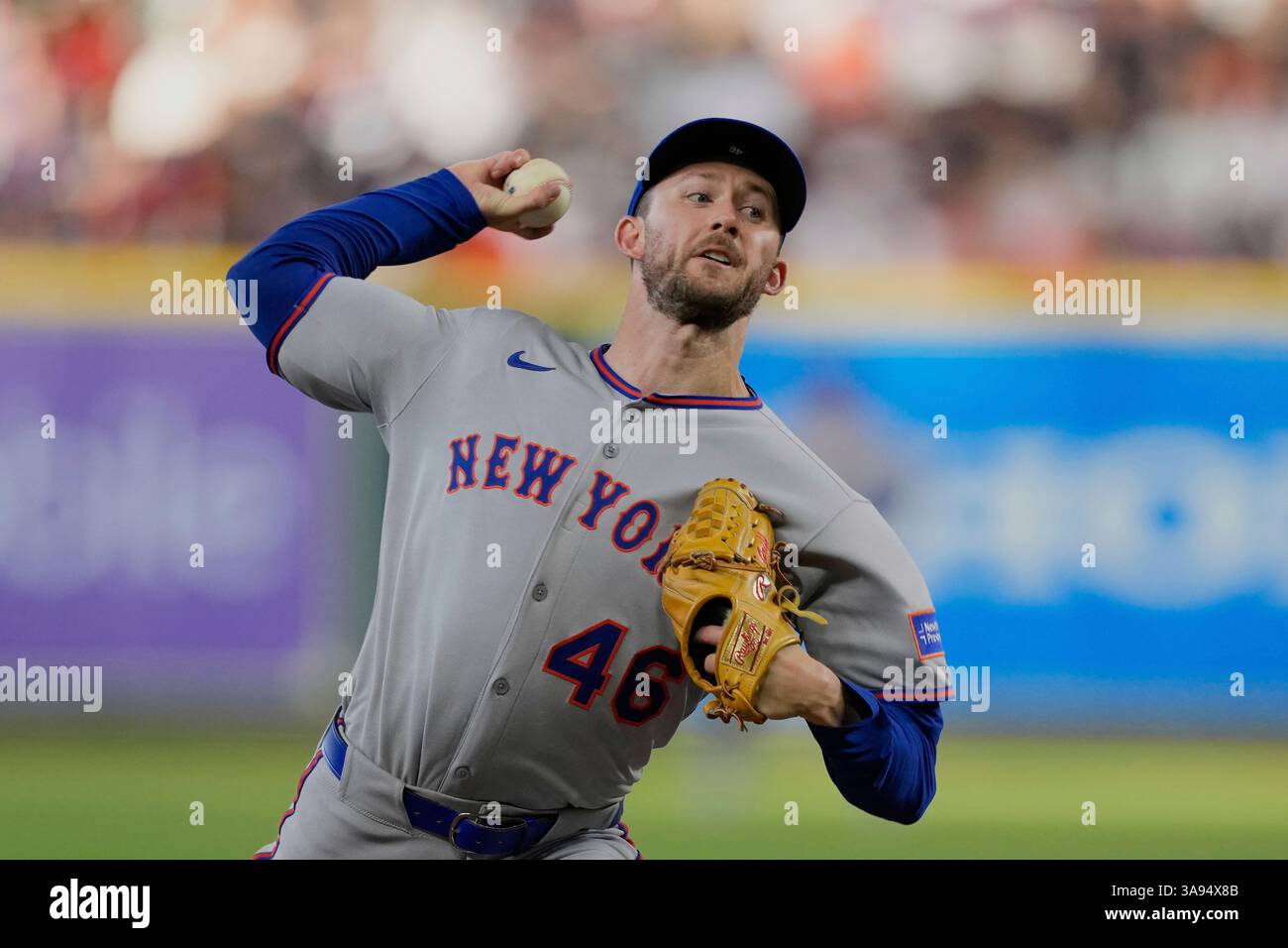 New York Mets starting pitcher Griffin Canning throws against the ...