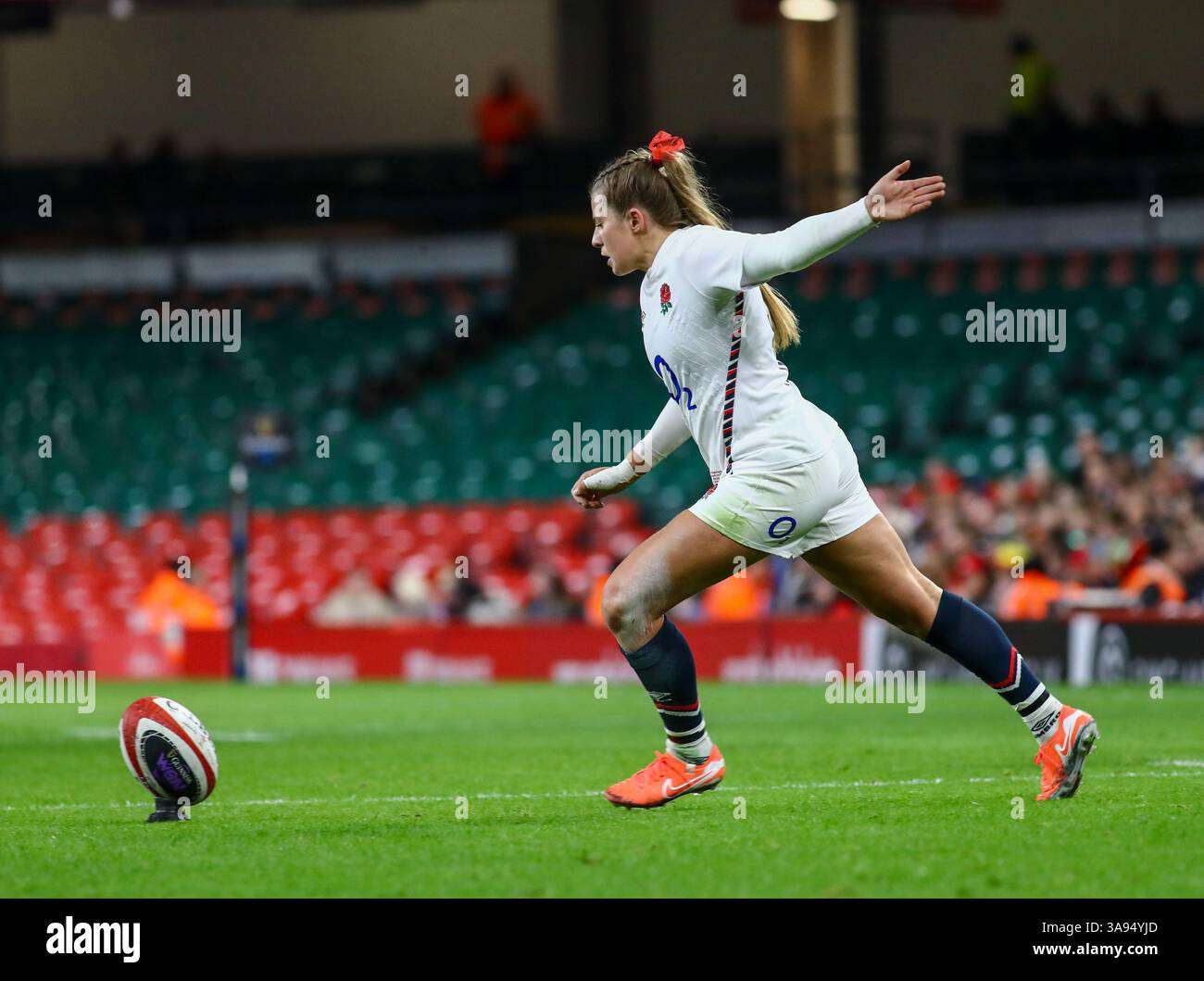 Zoe Harrison (10 England) kicks for the conversion for England - Womens ...