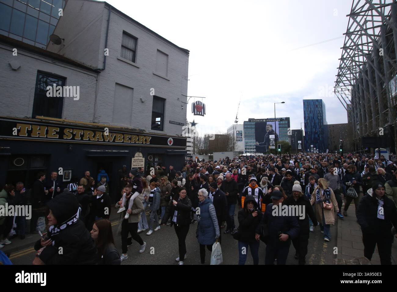 Newcastle Upon Tyne, UK. 29th Mar 2025. Newcastle Football Fans ...