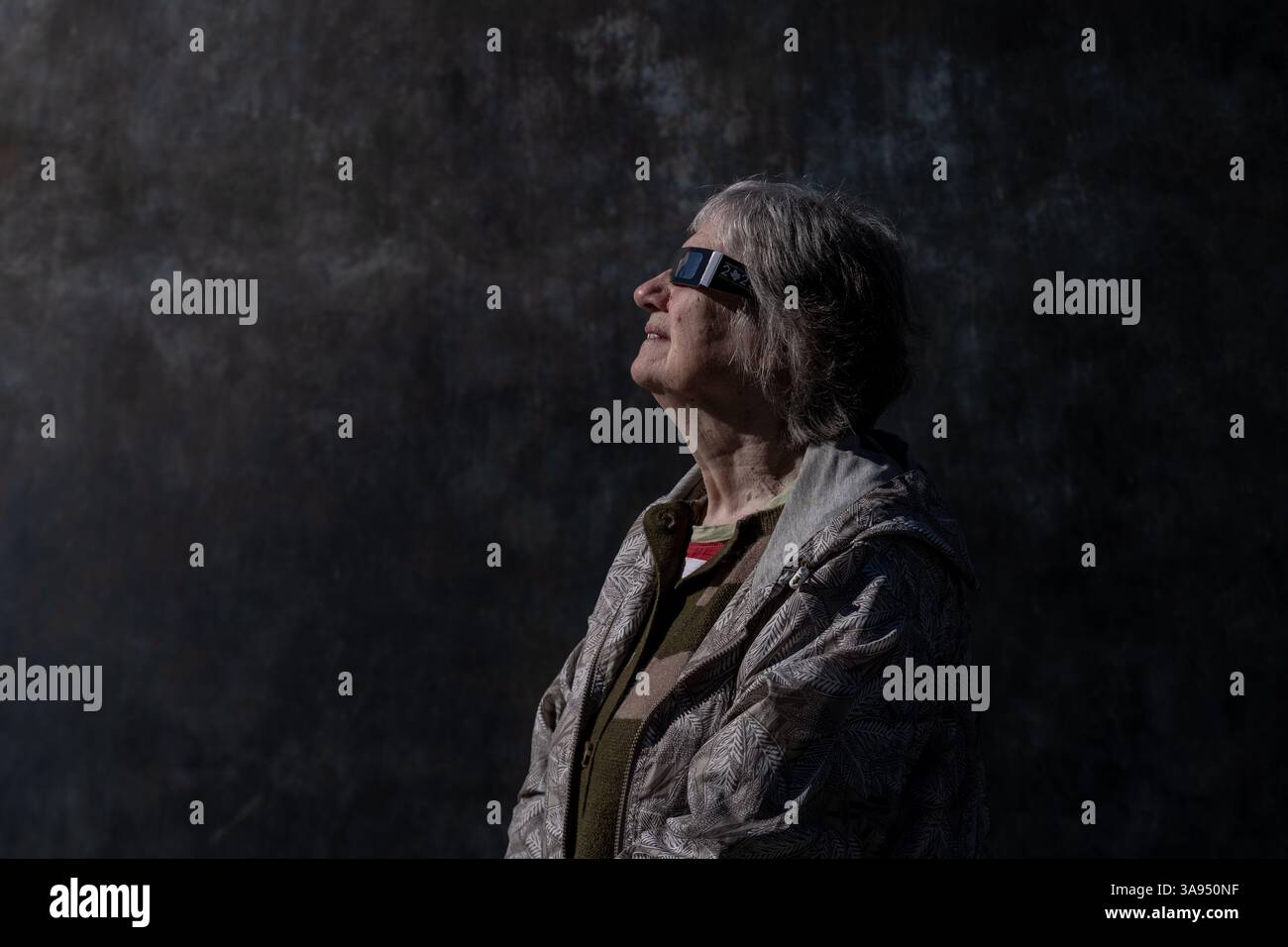 London, UK. 29th March, 2025. UK Weather: Partial solar eclipse is ...