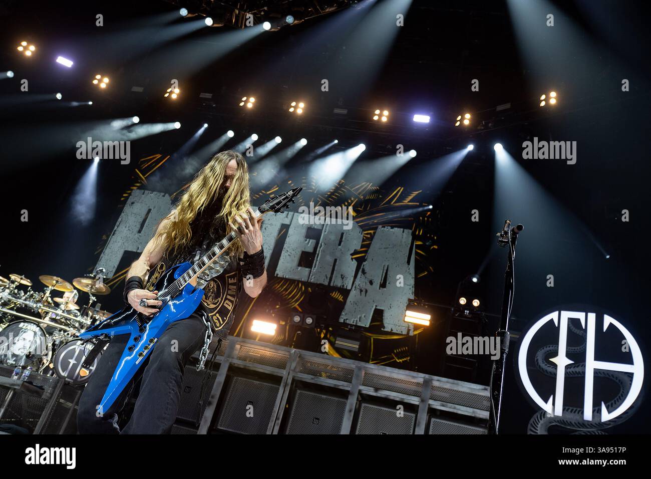 LONDON, ENGLAND: Pantera perform at Wembley Arena. Featuring: Zakk ...