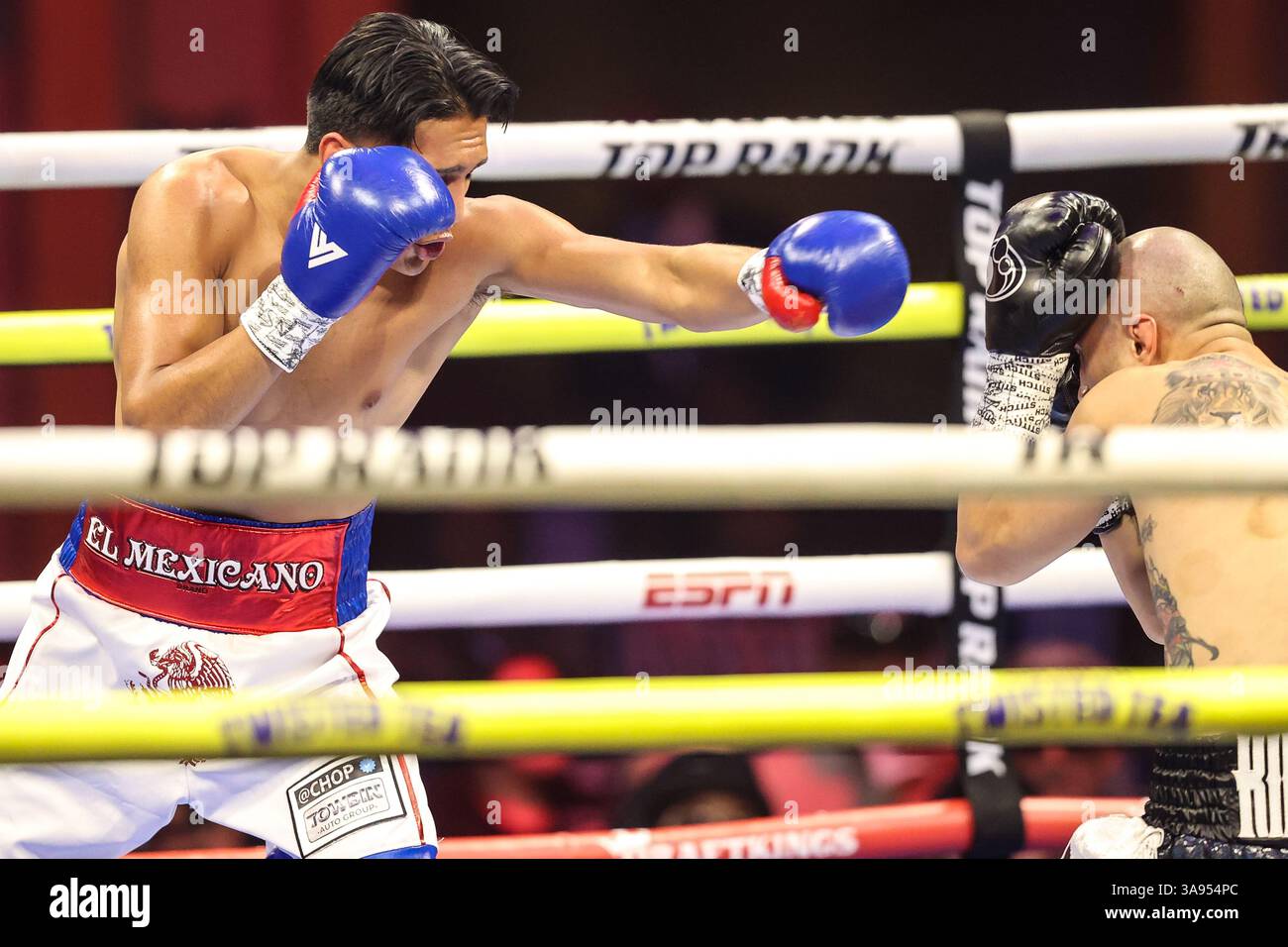 March 29, 2025: (L-R) Jr. Welterweight Emiliano Fernando Vargas throws ...