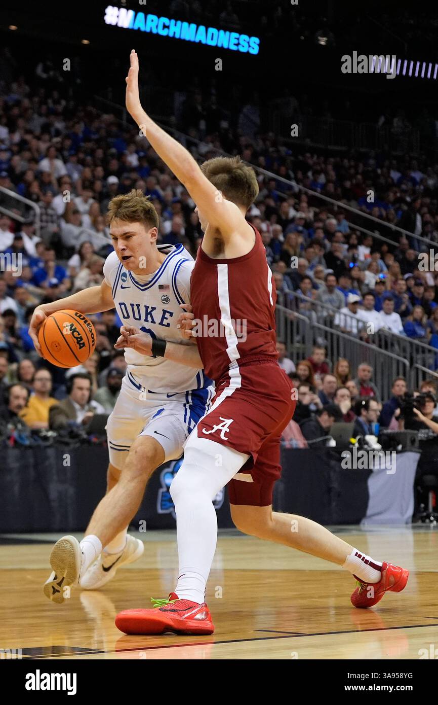 Duke forward Cooper Flagg (2) drives against Alabama forward Grant ...