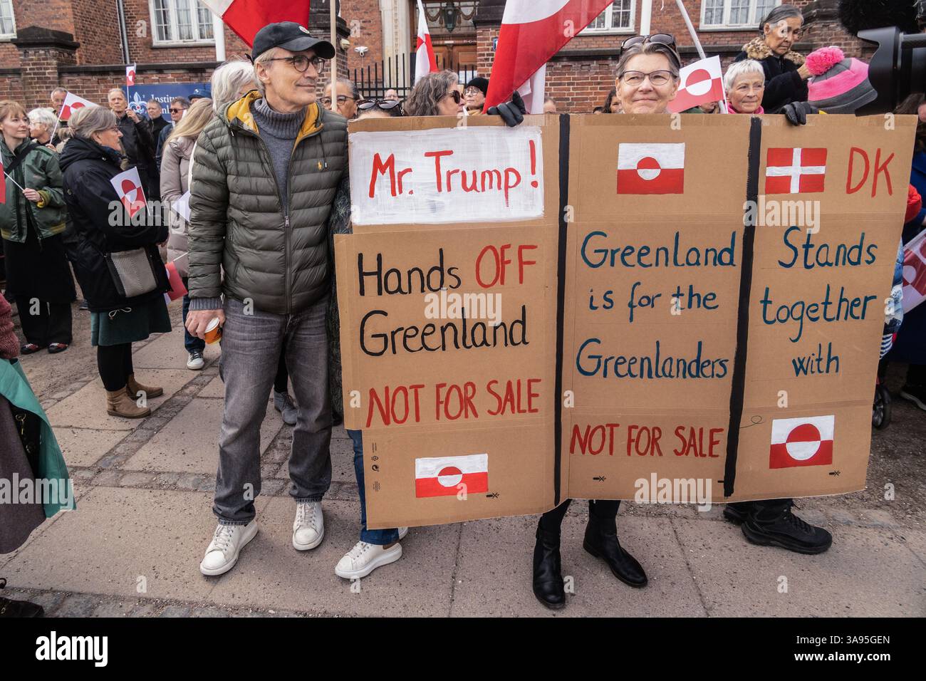 Copenhagen, Denmark. 29th Mar, 2025. Protesters hold placards during ...