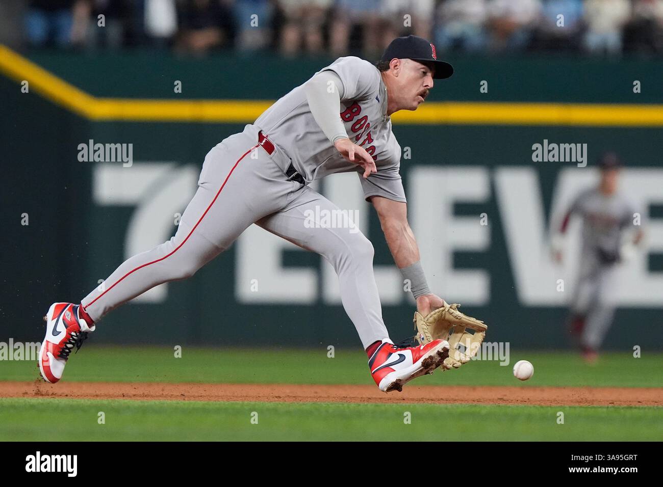 Boston Red Sox second base Romy Gonzalez fields a hit by Texas Rangers ...